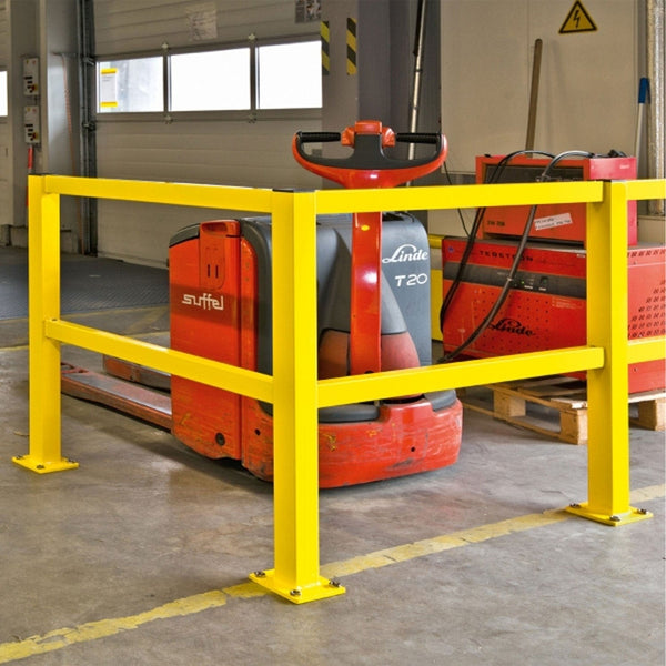 BLACK BULL Medium Duty Impact Protection Railing System - Middle Post