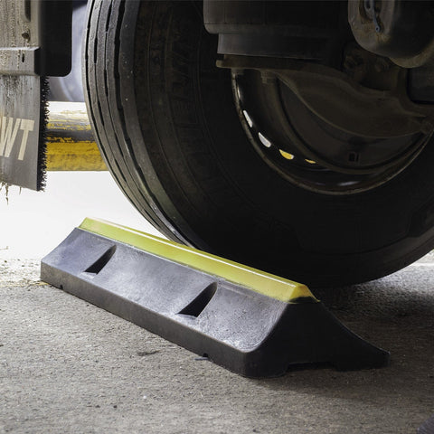 Heavy Duty HGV Wheel Stop - 1000mm | Street Solutions UK