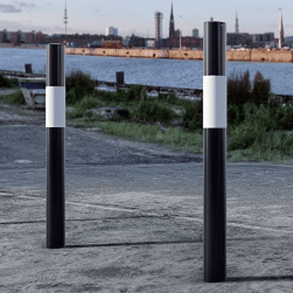Fixed Round Black & White Safety Bollards with Reflective Band | SSUK