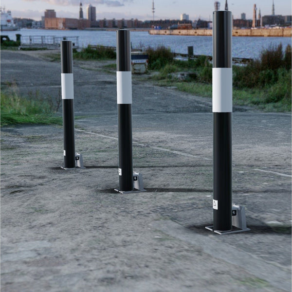 Removable Round Black & White Safety Bollards