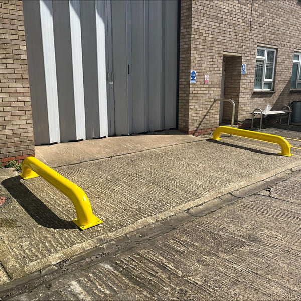 Straight Galvanised Wheel Guide Barrier