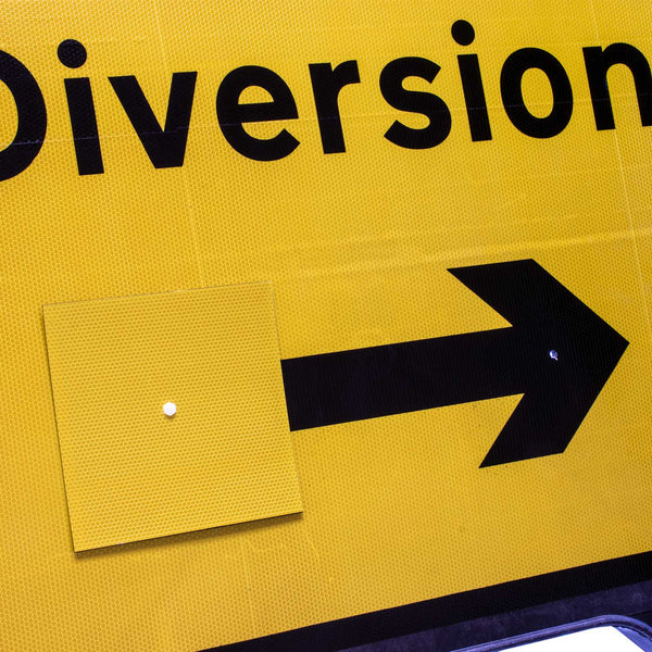 Diversion Left/Right 1050x750mm 2702a Road Sign | Q-Sign SSUK