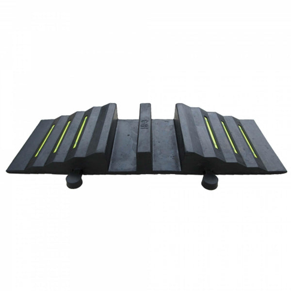 Heavy Duty Rubber Hose/Cable Protection Ramp | Street Solutions UK